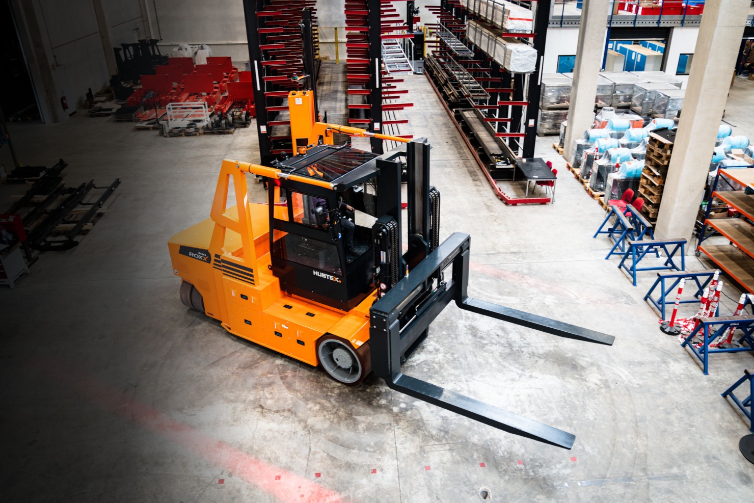 Load capacities from 8 t to 30 t - The ROXX | HUBTEX