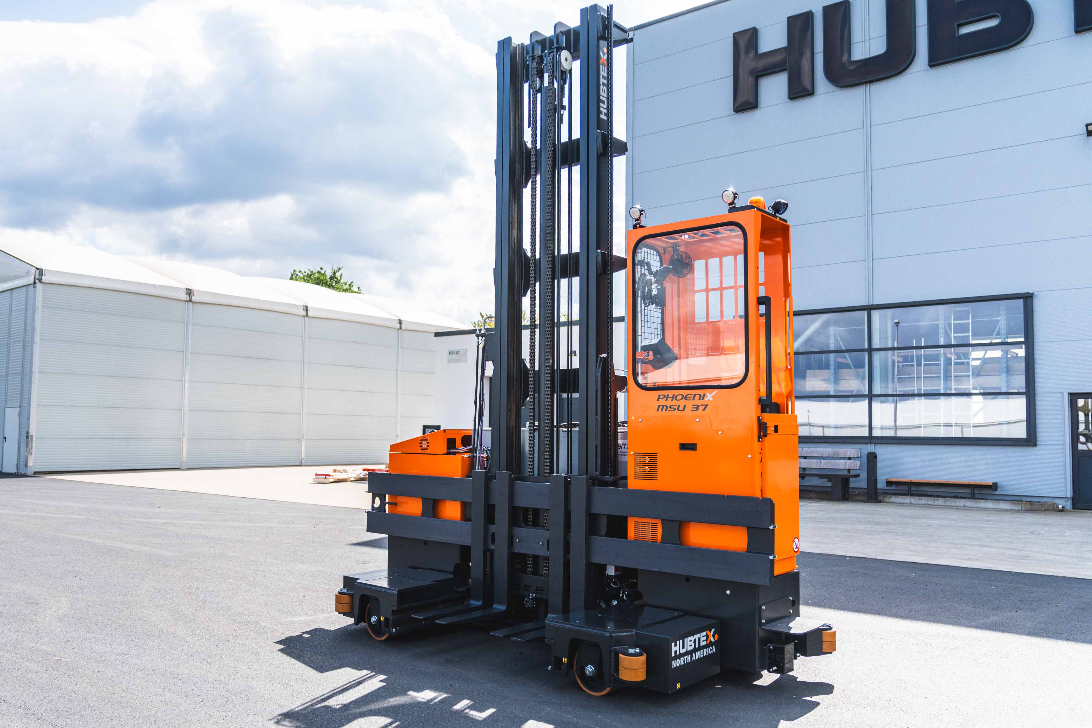 Phoenix 2840 – New Workhorse for Metal Service Centers