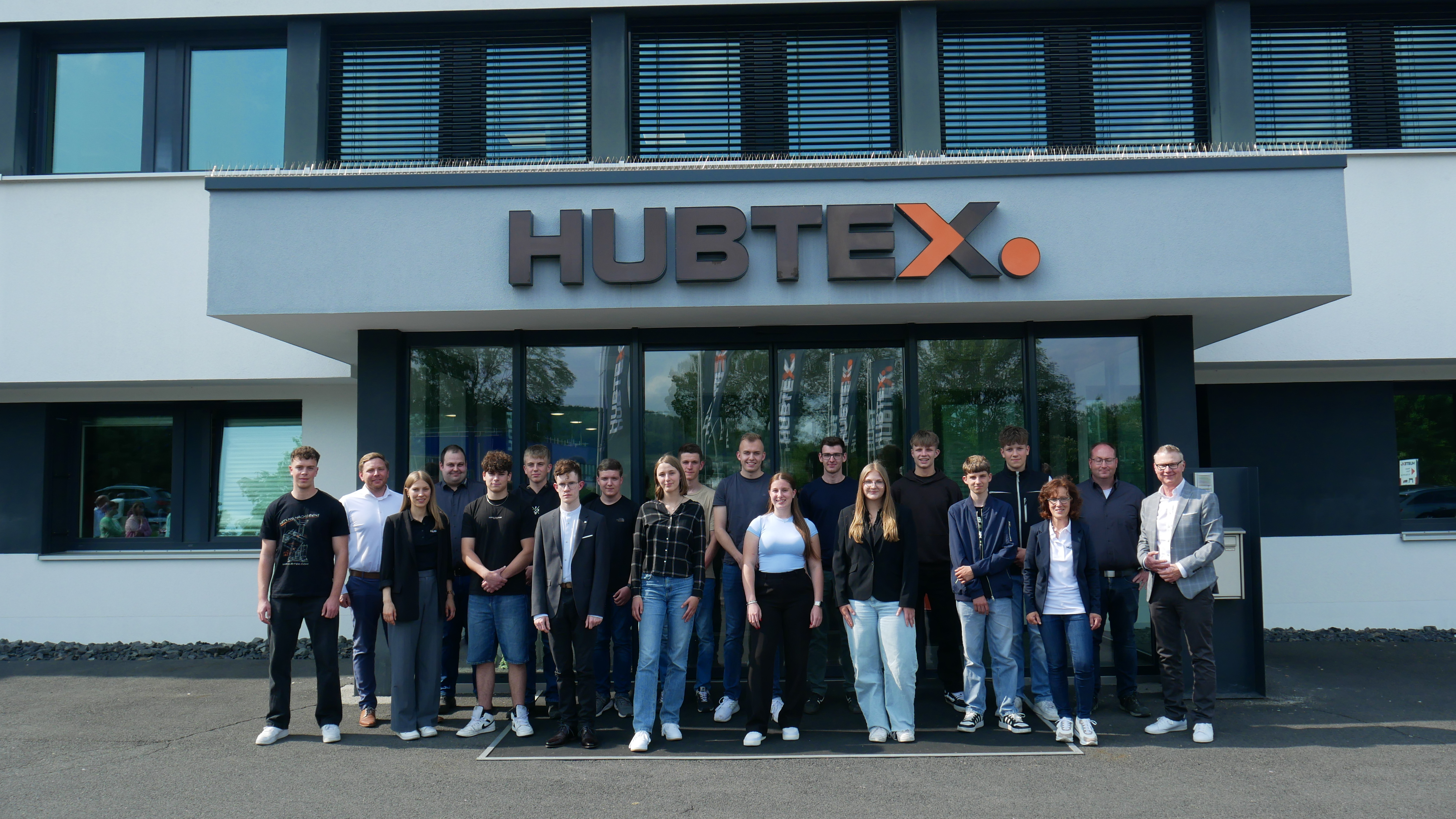 Infonachmittag bei HUBTEX: Willkommen an die neuen Auszubildenden und ...