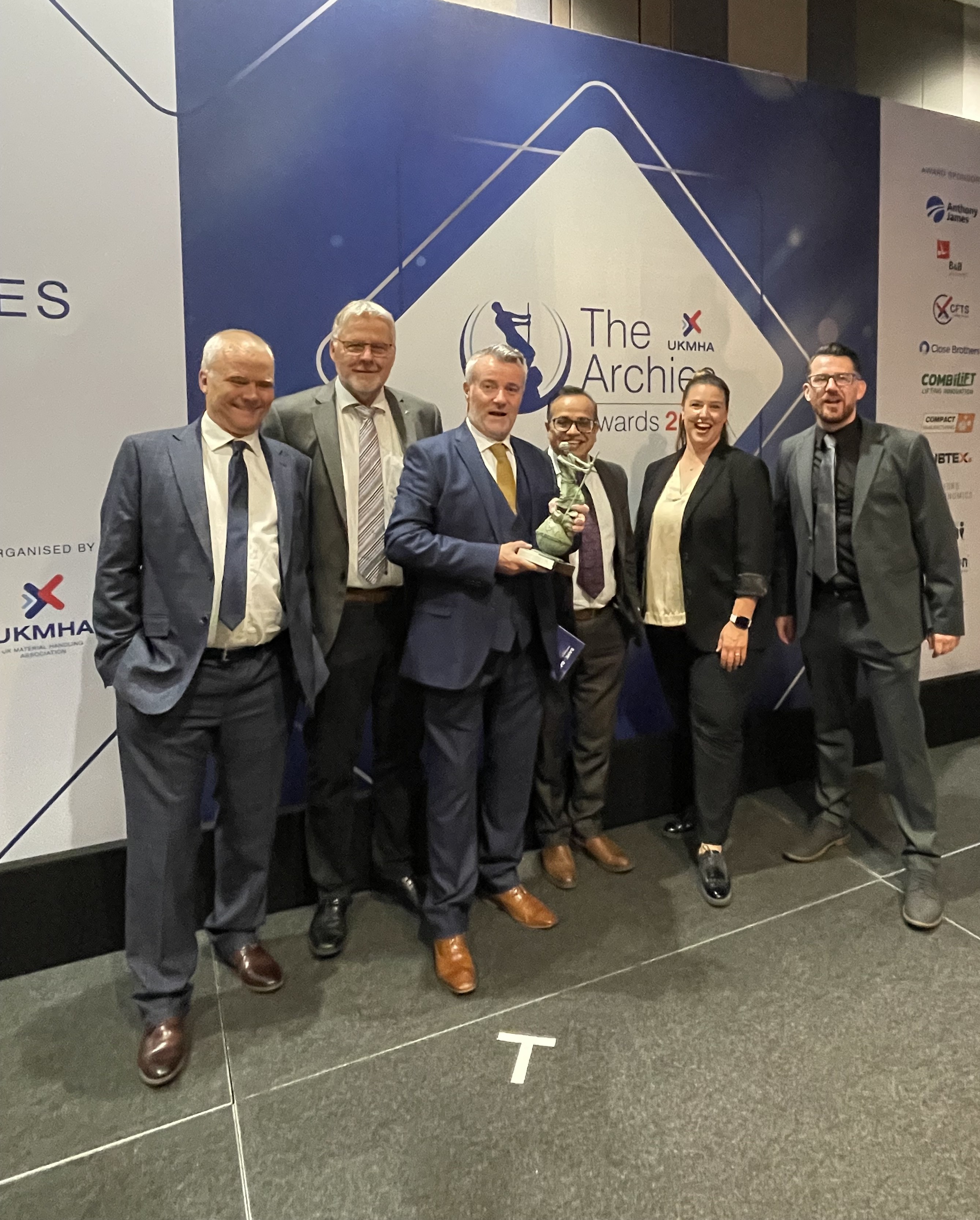 HUBTEX wins Archie Award 2025 for efficiency with PhoeniX