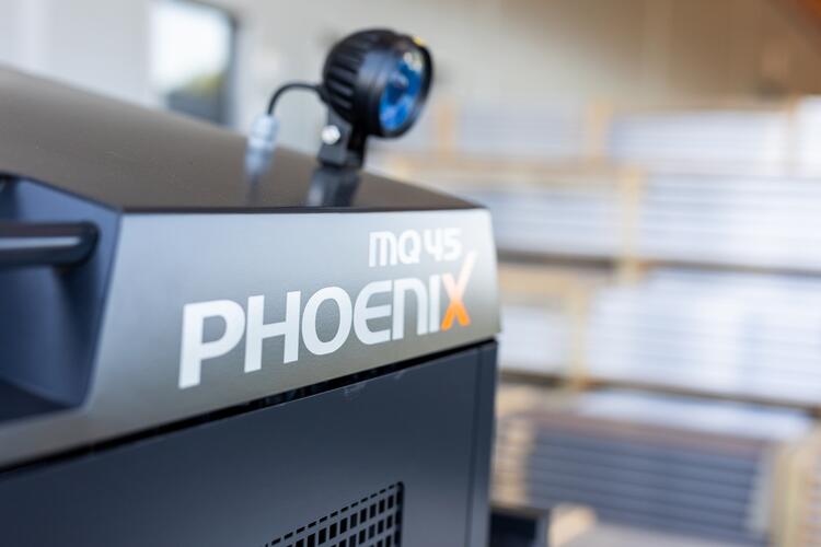 Du véhicule standard à l'AGV - Phoenix HUBTEX