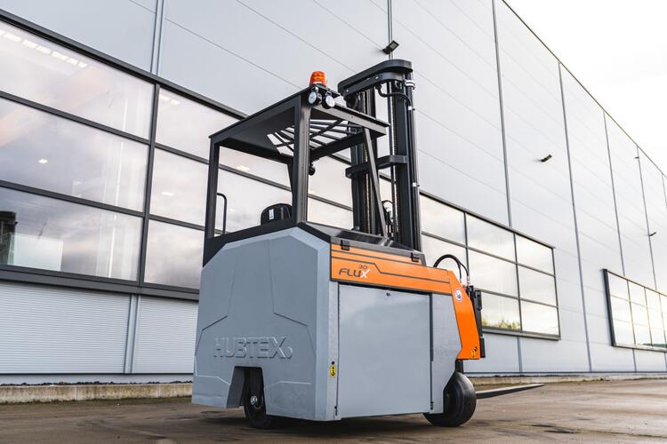 Electric multidirectional counterbalance forklifts: Unbeatably agile ...