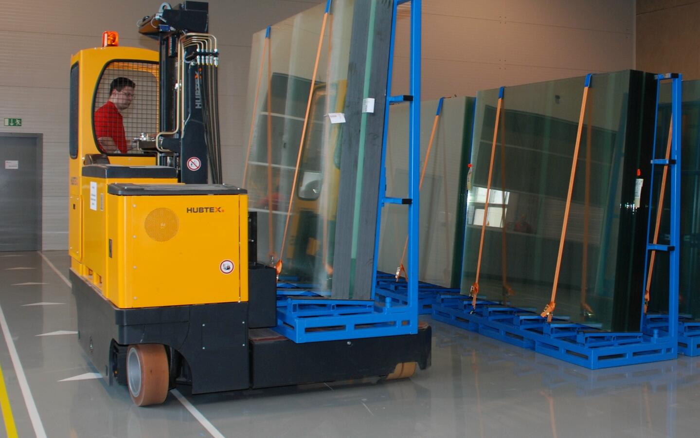 Spezielle Mehrwegestapler für die Photovoltaik-Branche