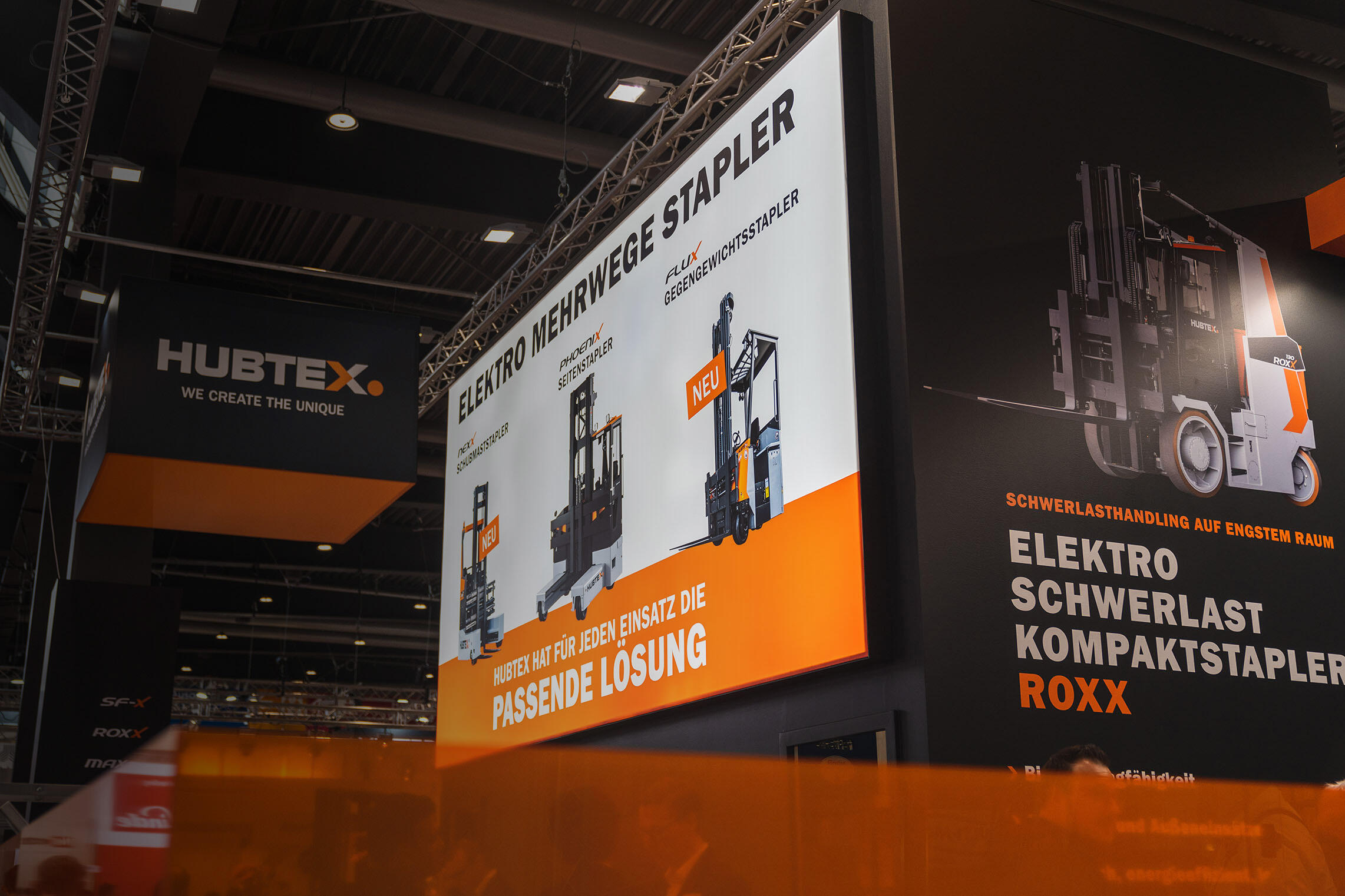 Custom-made sideloaders, forklift trucks for long, bulky and heavy ...