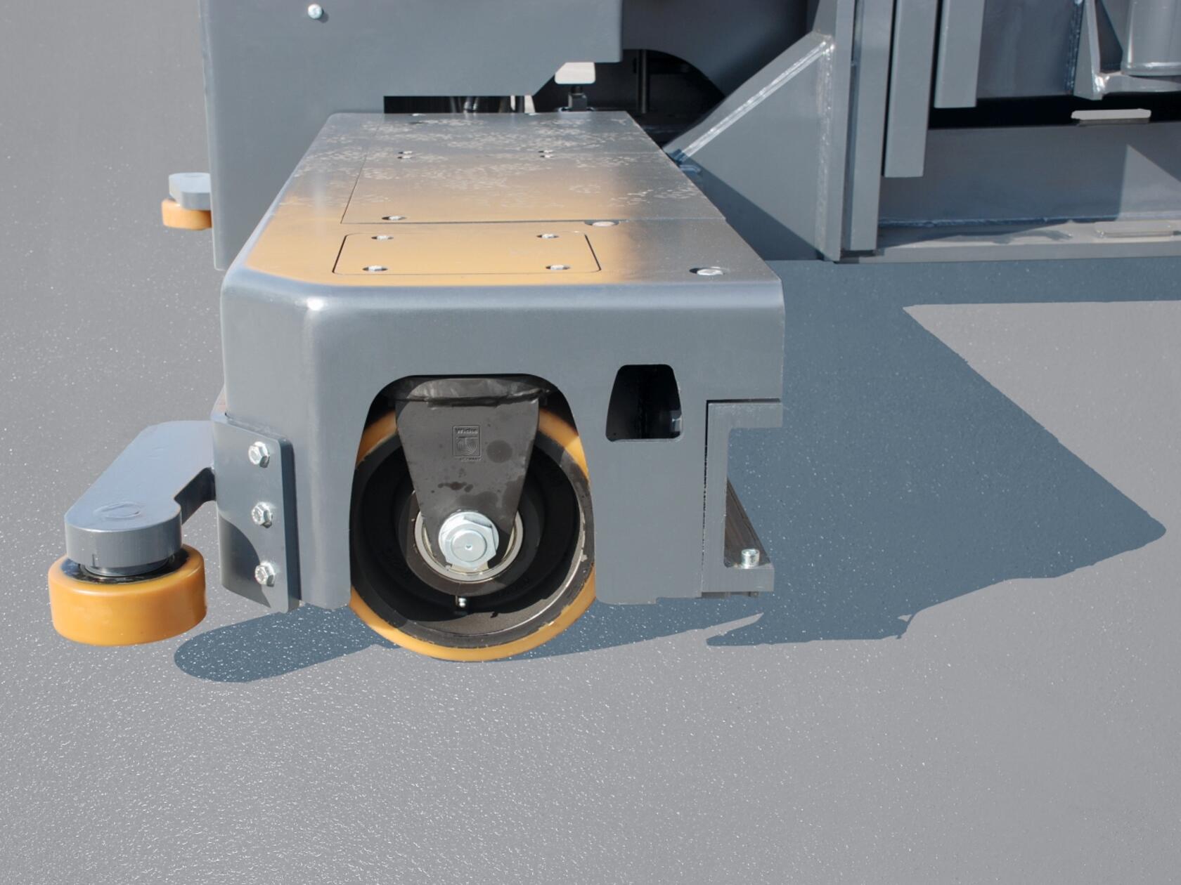 Electric multidirectional sideloader PHOENIX: adaptable to all ...