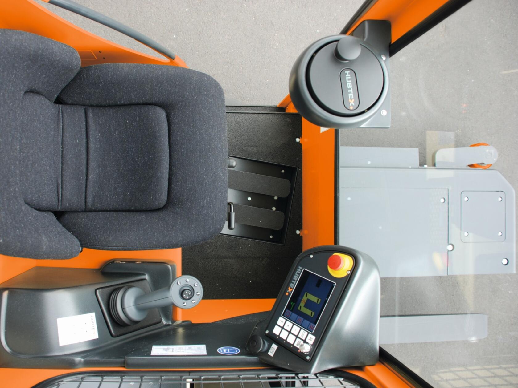 Electric multidirectional sideloader PHOENIX: adaptable to all ...