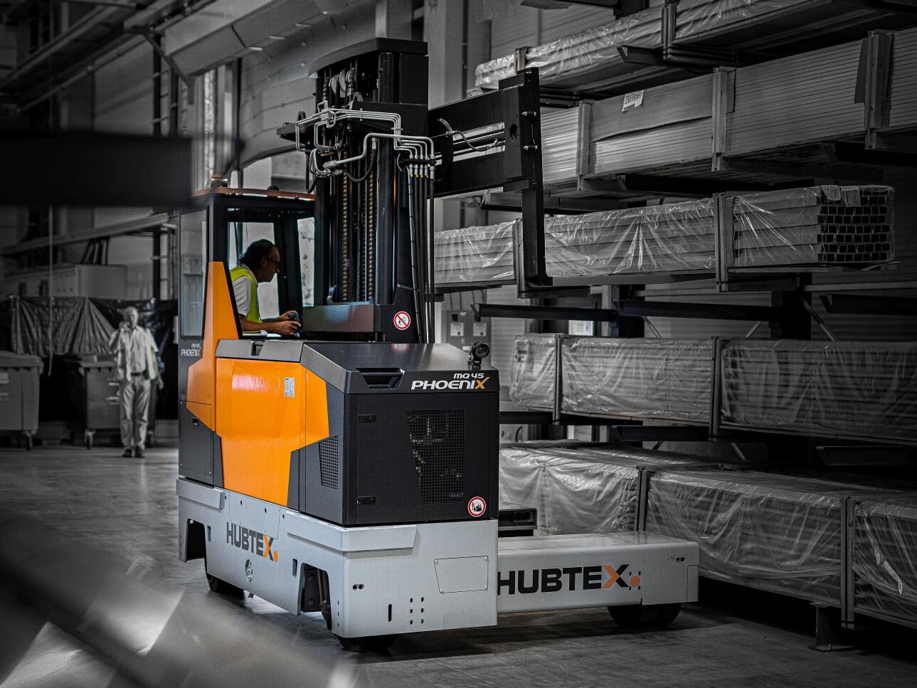 Electric multidirectional sideloader Phoenix | HUBTEX